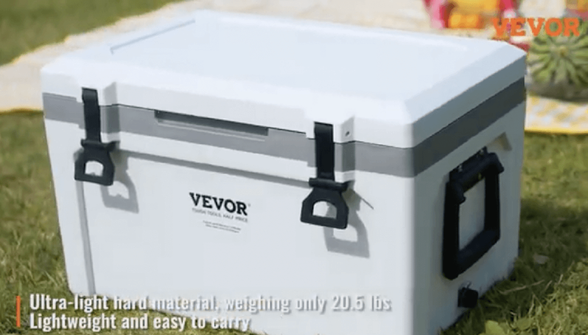 VEVOR Insulated Portable Cooler For Your Outdoor Adventures - VEVOR Blog