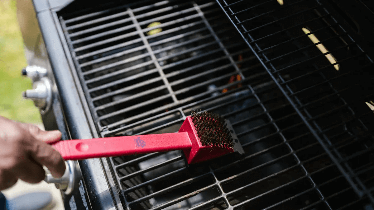 How to Clean a Grill: Step-by-Step Guide - VEVOR Blog