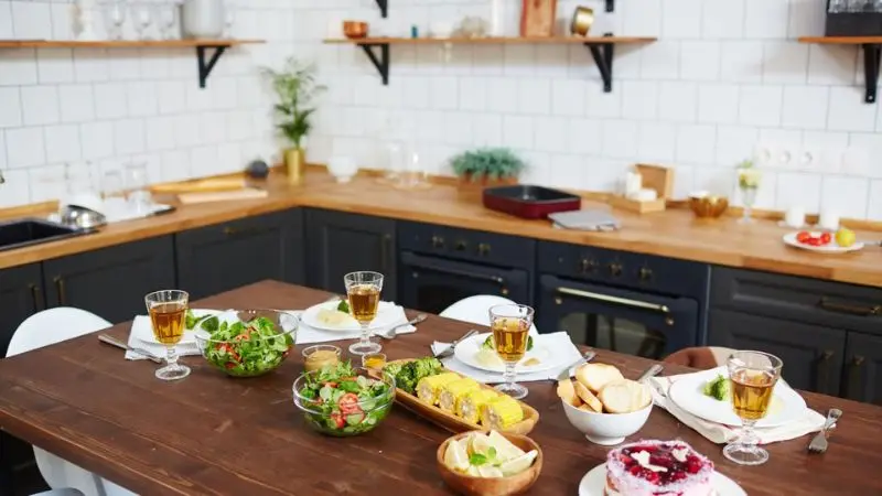 20 idee originali per il tavolo da cucina per le case moderne nel 2025 ...