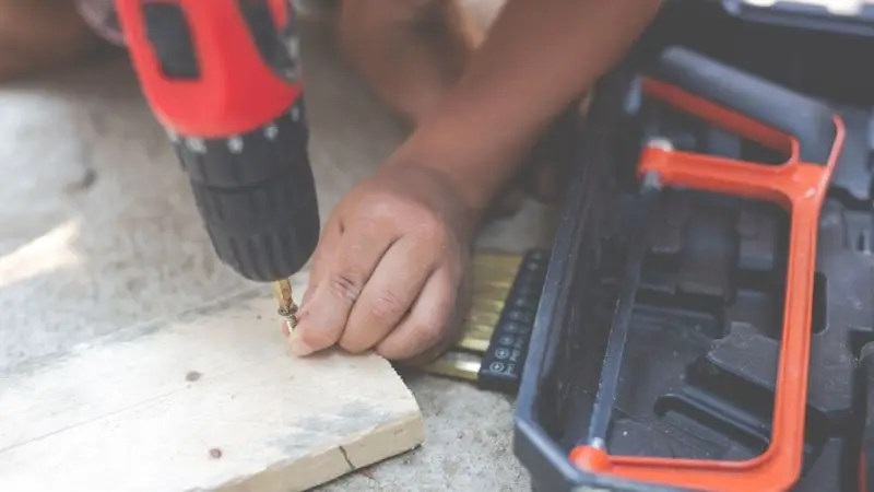 How Does a Nail Gun Work — Details From Trigger to Nail