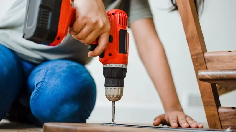 How Does a Nail Gun Work — Details From Trigger to Nail