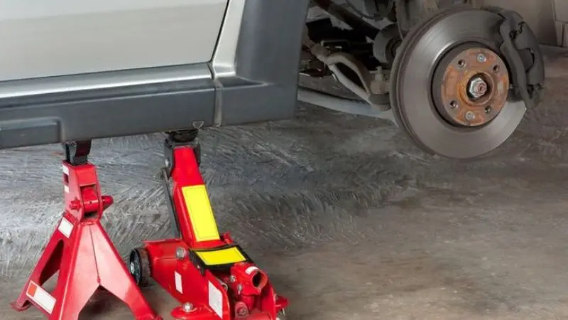 How to Safely Jack Up a Car — Tools, Tips & Safety Measures