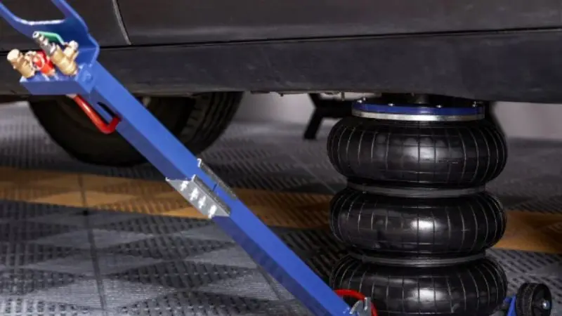 How to Properly Jack Up a Car: Safe Lifting Tips