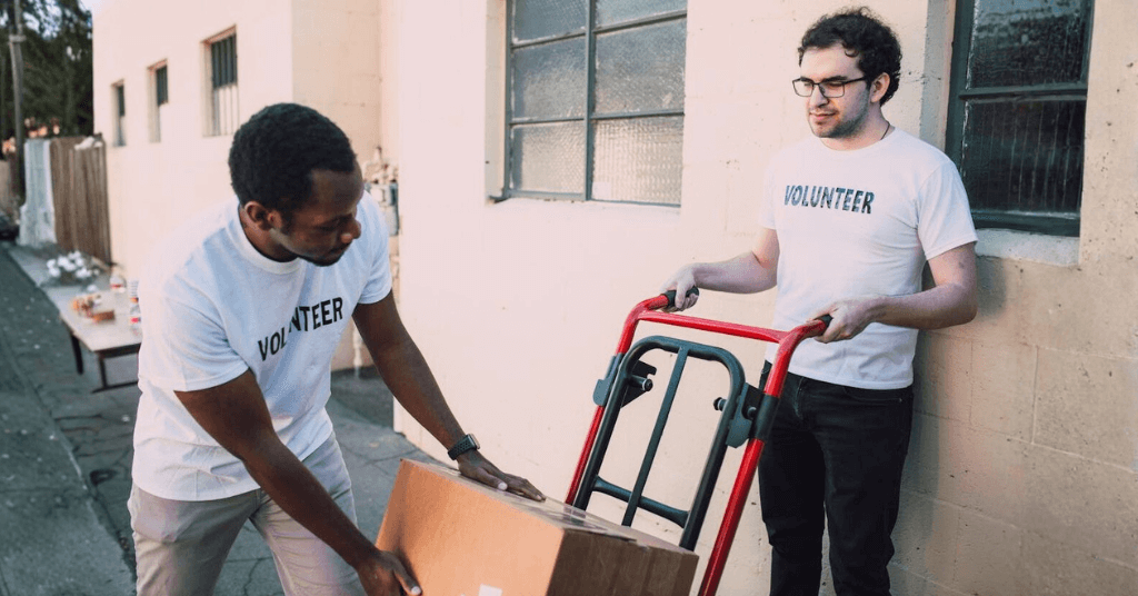 6 Features Your Service Utility Cart Must Have for Maximum Efficiency