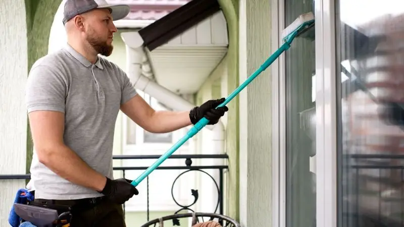 A DIY & Professional Guide on Outdoor House Cleaning Tips