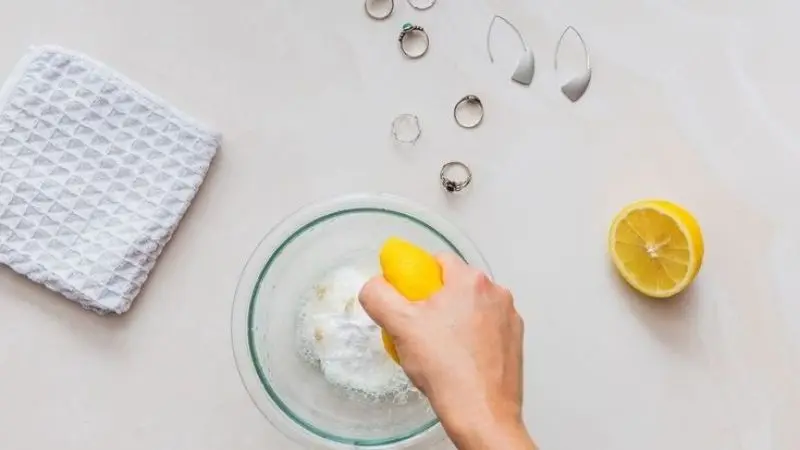 What Is the Best Homemade Jewelry Cleaner for Silver?