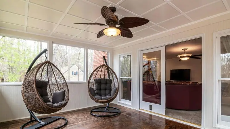 High Airflow Ceiling Fans for Large Rooms & Cooling Guide