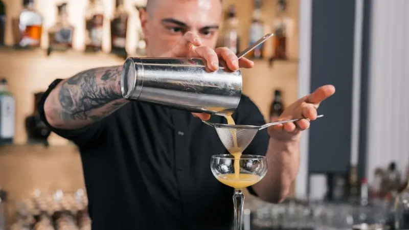 How to Make a Margarita – Easy Classic Guide for Beginners